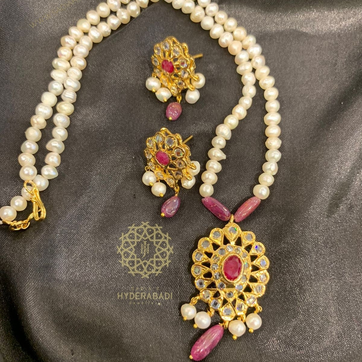 Simmi Real Ruby Real Pearl Pendant Set – Sadiahyderabadi